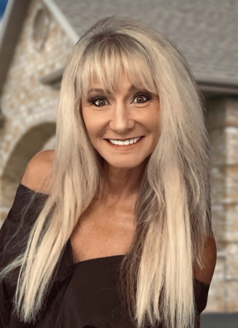 ANGIE McCOY, Realtor® "The Real McCoy"